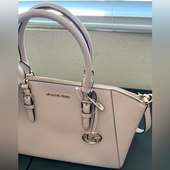 MICHAEL Michael Kors | Bags | Brand New Michael Kors Ciara Large ...